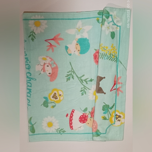 Sanrio | Bath | Floral Sanrio Characters Bath Towel | Poshmark